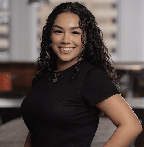 Alexandra Contreras - Geekdom